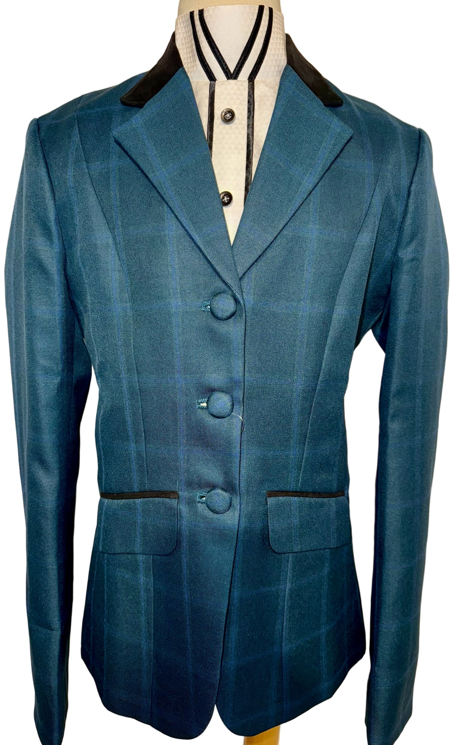 New, MTC, Ladies Hunt Coat – My Trainer’s Closet